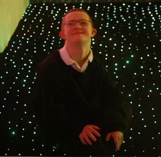 Color-Changing Fiber Optic Sensory Chromotherapy Carpet