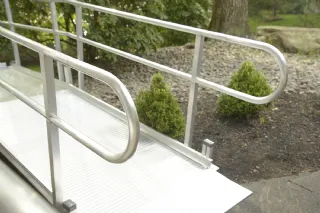 Liberty Aluminum Solid-Surface Modular Ramp
