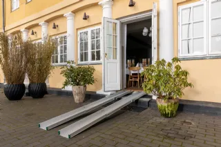 Stepless Foldable Telescoping Wheelchair Ramps