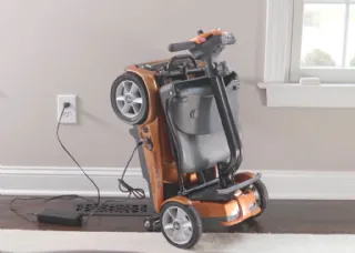 TranSport 4AF Folding Power Scooter by EV Rider