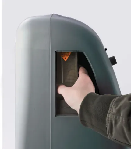 5L Oxygen Concentrator With Long-Life and Low Noise Levels by Medacure