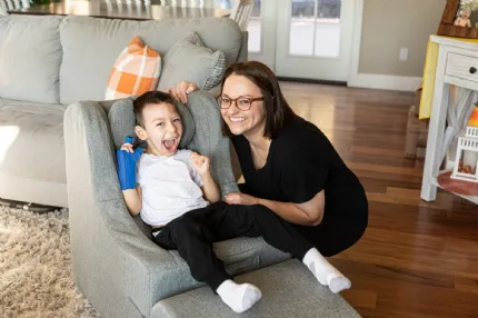 Rock'er Chill-Out Sensory Therapy Positioning Chair for Kids by Freedom ...