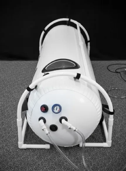 Shallow Dive 26 in Hyperbaric Chamber by Summit to Sea