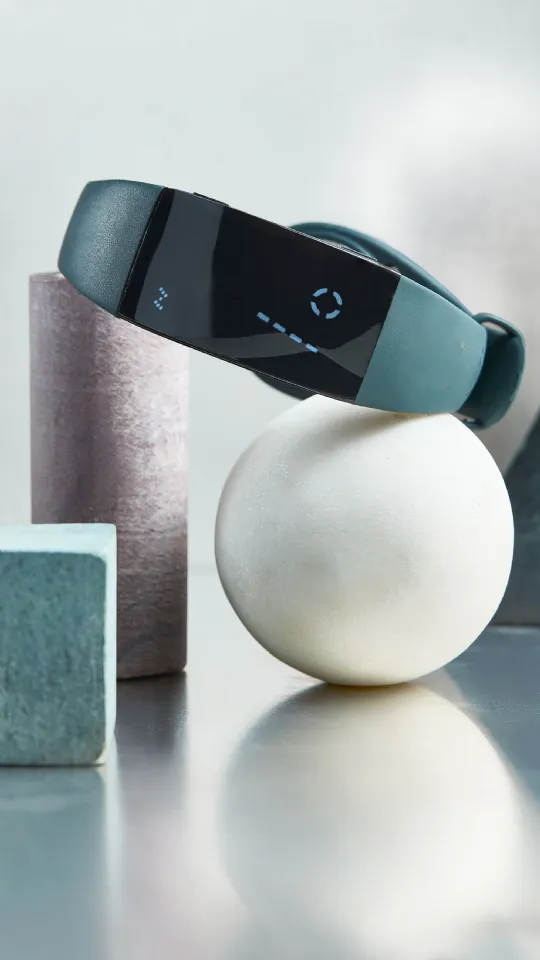 Reliefband Premier - Anti-Nausea Wristband for Motion Sickness Treatment