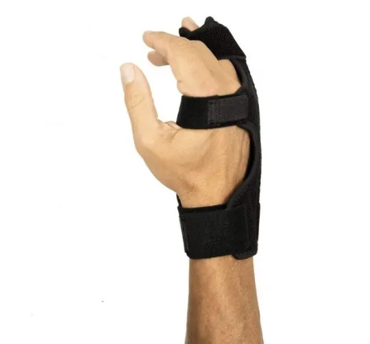 Fourth and Fifth Finger Stabilizing Boxer Splint from Vive Health